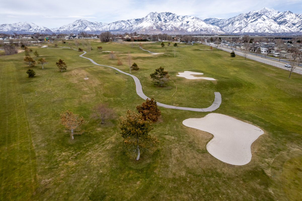 Utah golf courses say they’re reducing water use. Some can prove it ...
